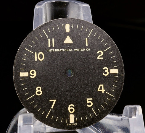 Vintage IWC Australian RAAF Mark 11 Dial #520 - Harrington & Co.