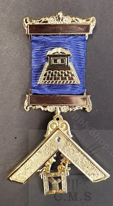 Past masters jewel