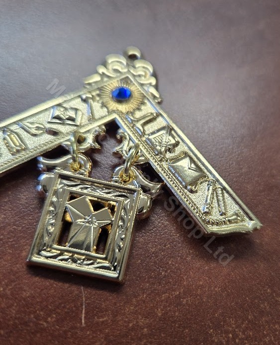 Past masters jewel