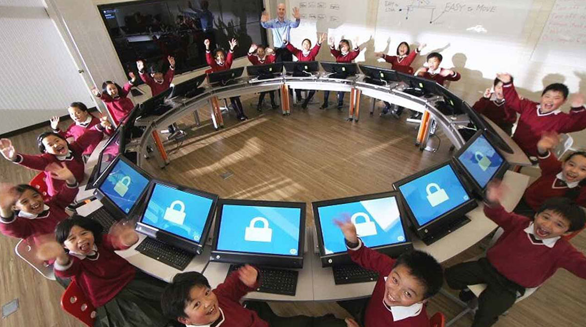 Reinventing & Revolutionising the Classroom with HP - MediaForm Education Reinventing & Revolutionising the Classroom with HP - MediaForm Education