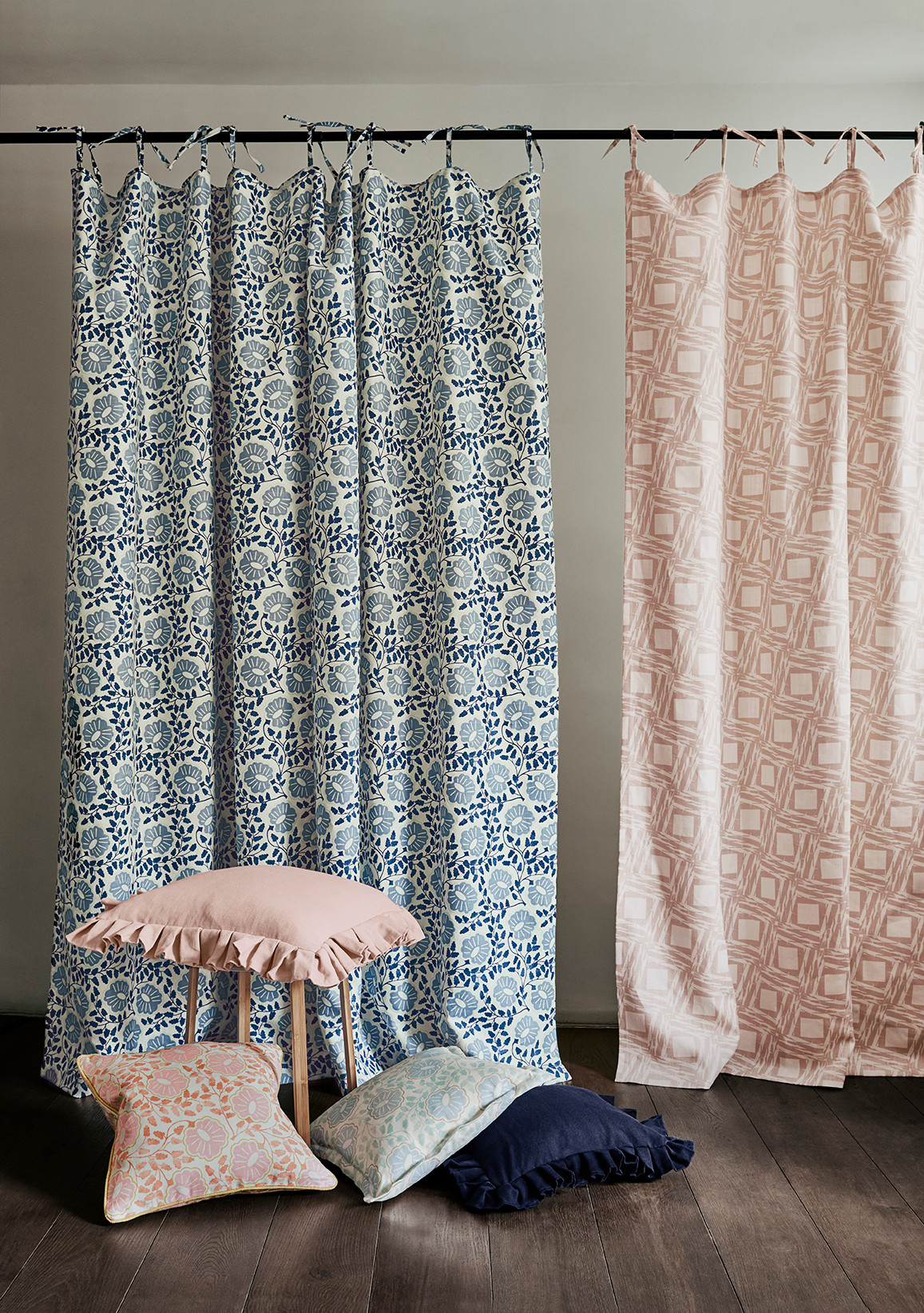 Punch Paisley Printed Fabric – Neisha Crosland | Christopher Farr Cloth