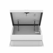 Roof Hatch with Exterior Handle 36" x 30": Well-insulated