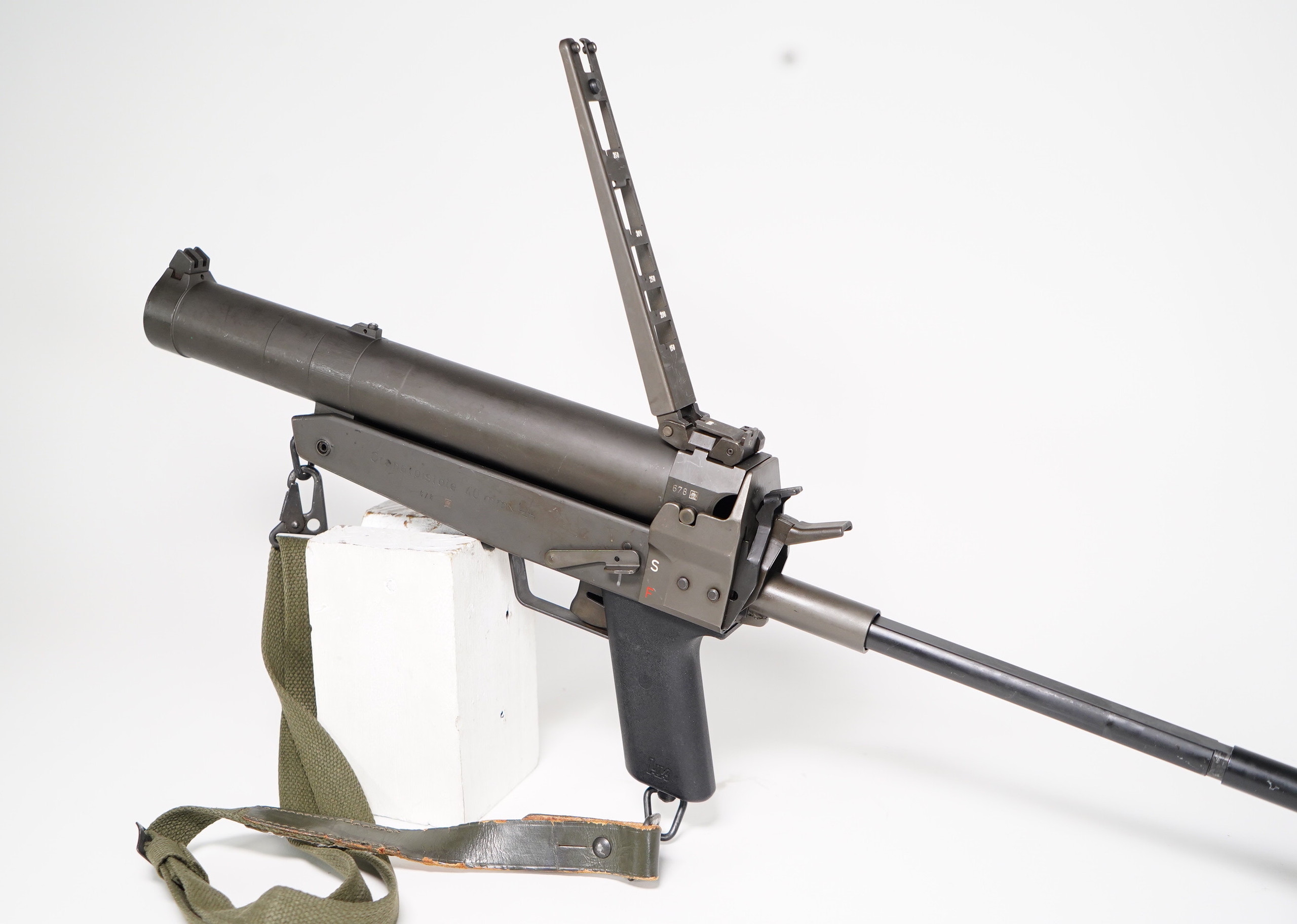 Heckler and Koch 69A1 40mm Shoulder Fire Grenade Launcher