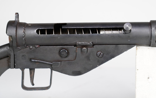 Discover the Sten MK II 9mm Taylor Tube with 1 Mag