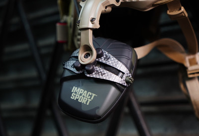 Ops-Core Rail Mount Kit w/ AXL RAC Link Kit