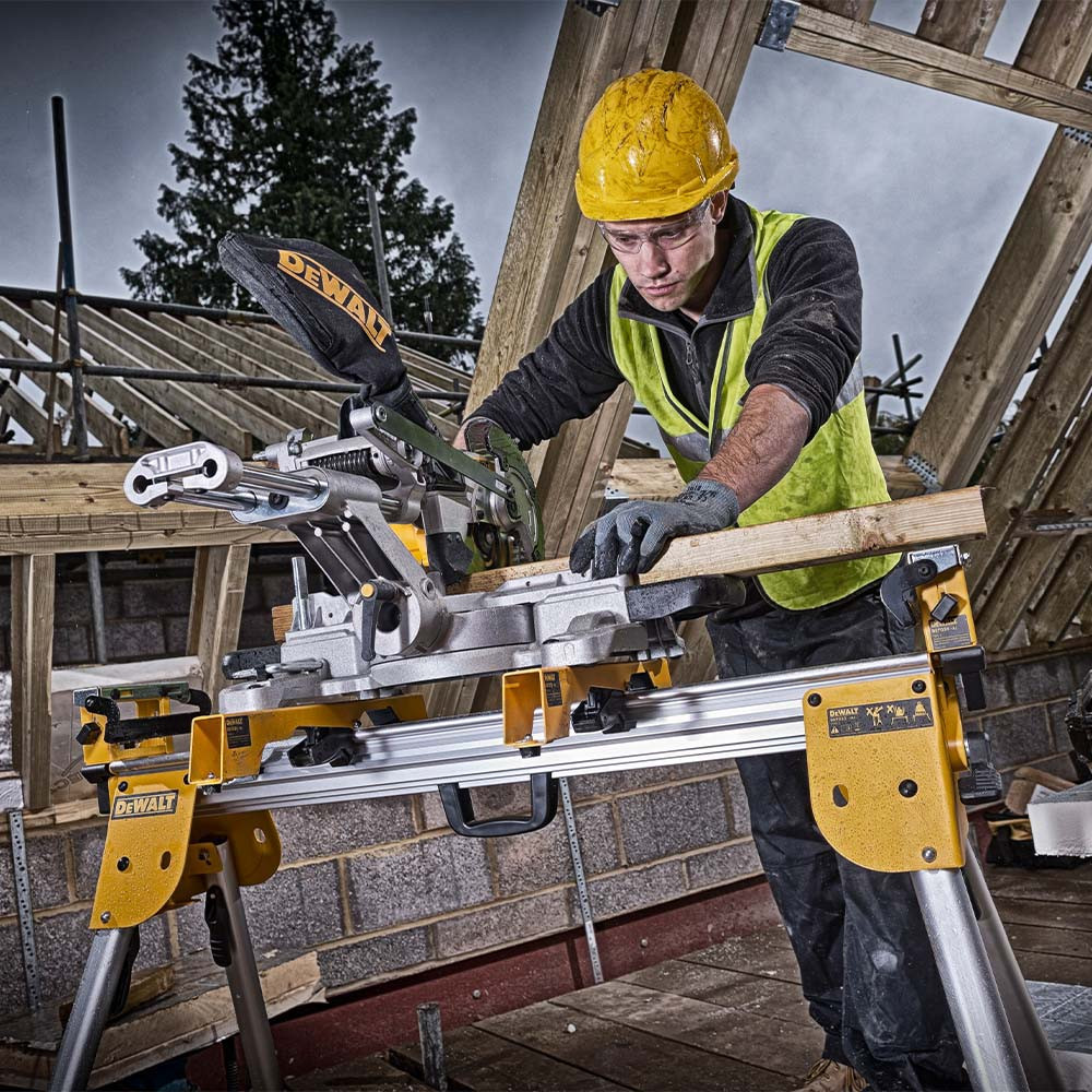 Dewalt DCS365 18V XR 184mm Sliding Mitre Saw - Body & DE7023 Universal ...