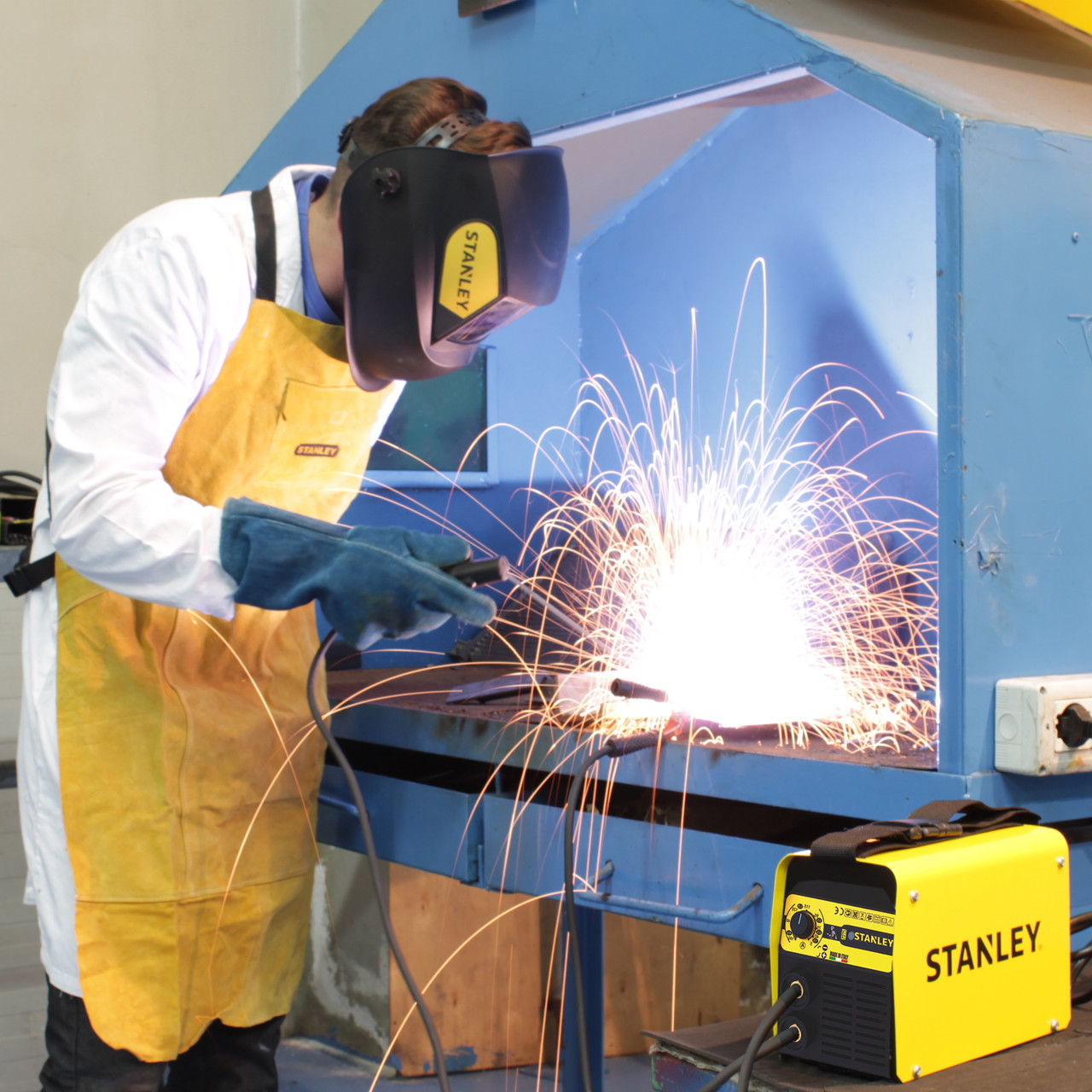 Stanley 130amp Inverter Welder Kit