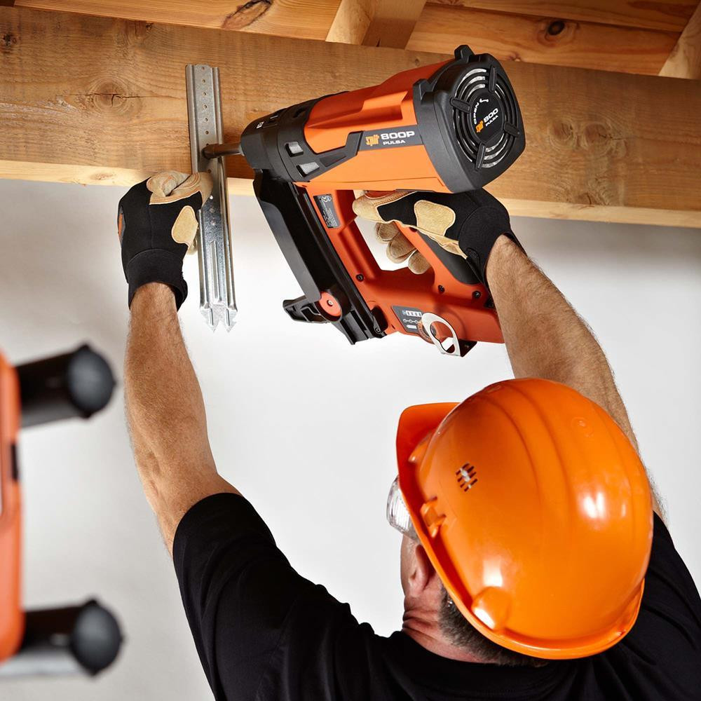 Spit 800P Pulsa Gas Concrete Nail Gun with 1 x 2.2Ah Battery