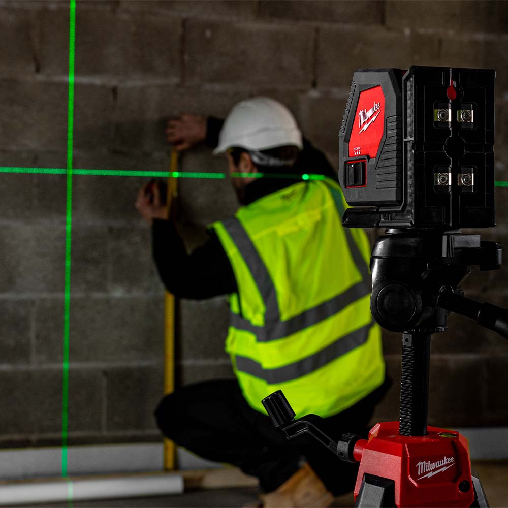 Milwaukee CLL-C Green Cross Line Laser with Case | Milwaukee Laser ...
