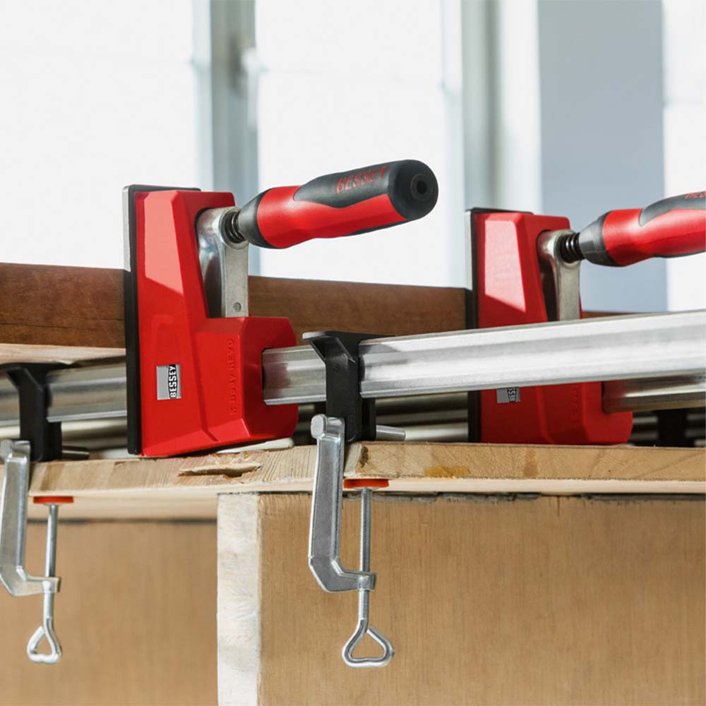 Bessey 1000mm KRE Body Clamp - Pack of 2 | Bessey Bar Clamps | ITS.co.uk
