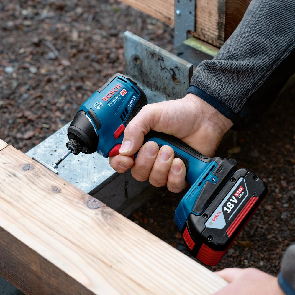 Bosch GDR 18V-220 C 18V 1/4" Impact Driver | Bosch Impact Drivers | ITS ...
