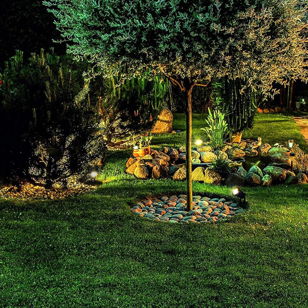 Luceco LED Garden Spike Light | Luceco Garden & Outdoor Lights | ITS.co.uk