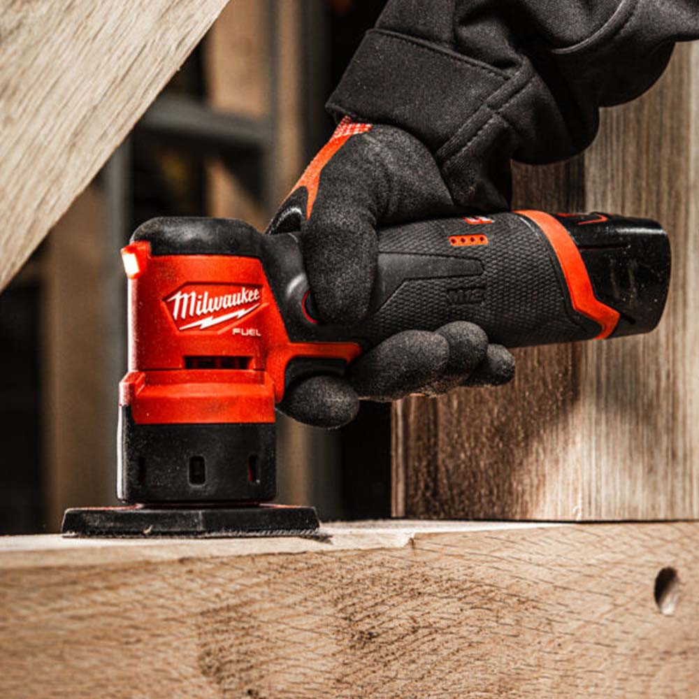 Milwaukee M12 FDSS-0B 12V Spot Sander with Tool Bag | Milwaukee Detail ...
