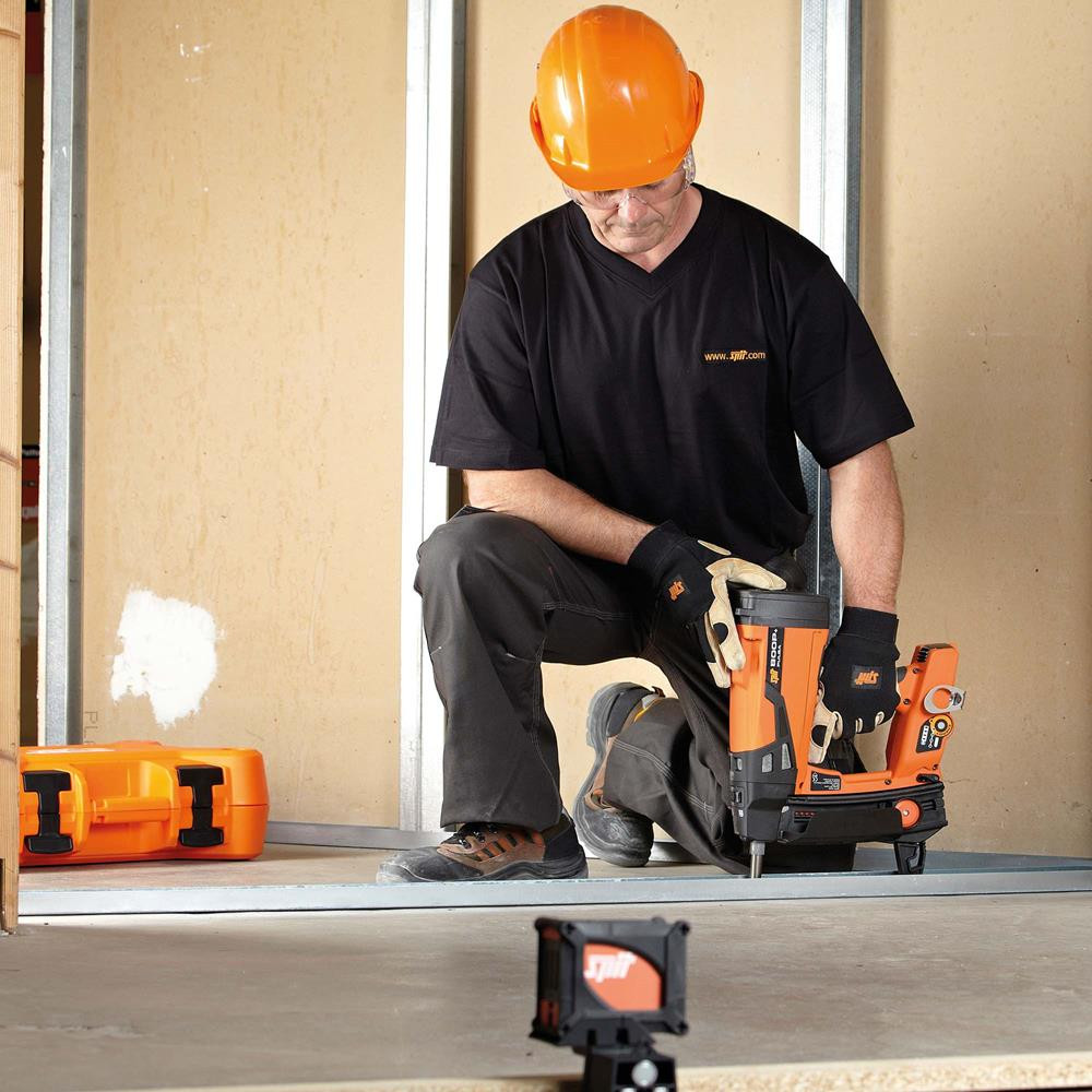 Spit 800P Pulsa Gas Concrete Nail Gun with 1 x 2.2Ah Battery
