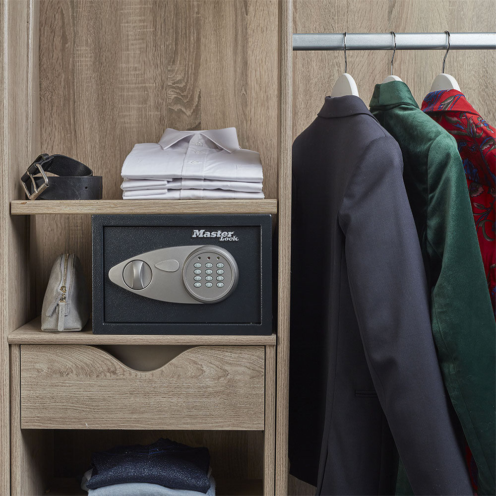 Master Lock Medium Digital Safe | Master Lock Safes | ITS.co.uk