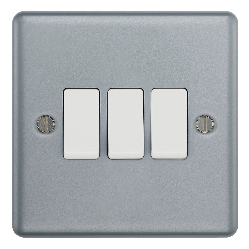 BG Electrical Metal Clad 16AX 3-Gang 2-Way Triple Light Switch with ...