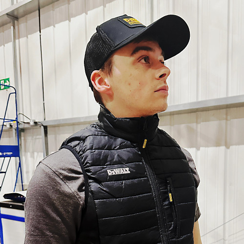 Dewalt Oakdale Flex Fit Baseball Cap | Dewalt Hats | ITS.co.uk