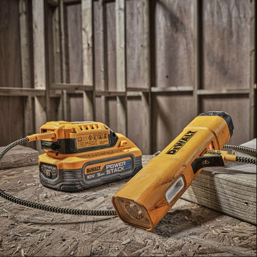 Dewalt DCL183-XJ Rechargeable USB-C Flashlight | Dewalt Torches ...