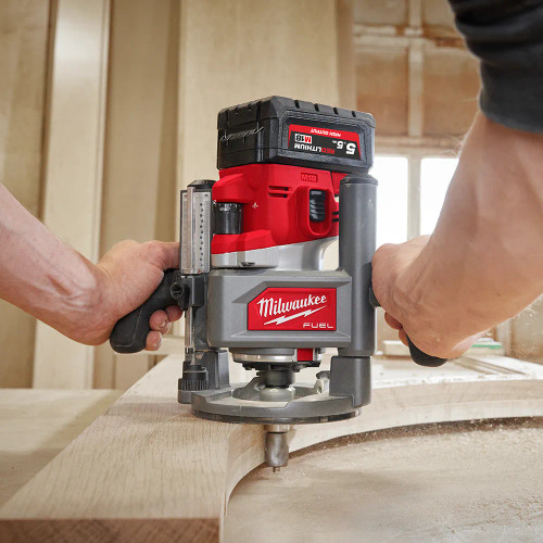 Milwaukee M18 FR12KIT 18V 1/2'' Router & PACKOUT Case | Milwaukee ...