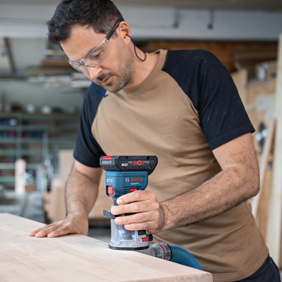 Bosch GKF 18V-8 18V Palm Router | Bosch Routers & Trimmers | ITS.co.uk
