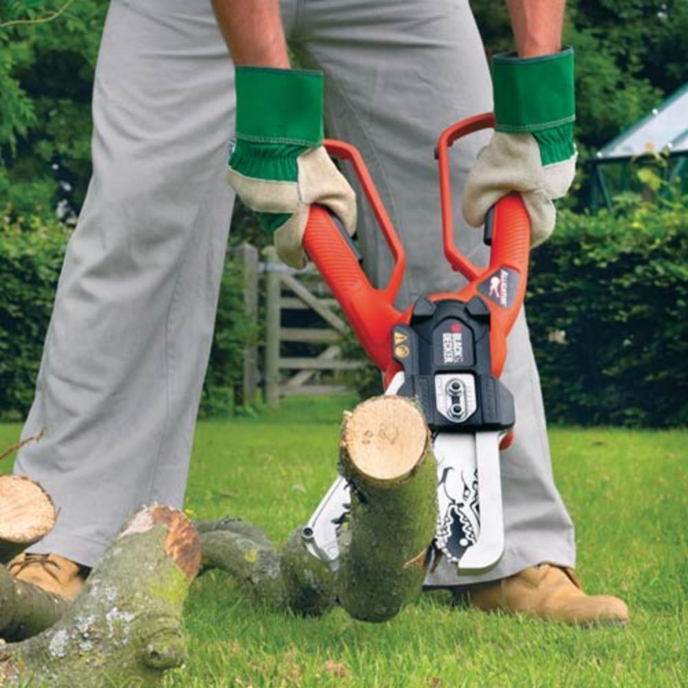 Black Decker GK1000 550w Alligator Powered Lopper Black Decker Garden Hand Tools ITS