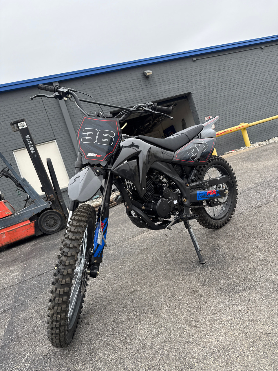 Display Model Apollo DB-36 250cc Dirt Bike | Txpowersports