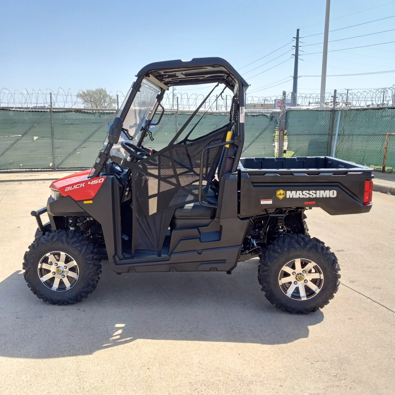 Display Model 2023 Massimo Buck 450 UTV-RED | TXPowersports