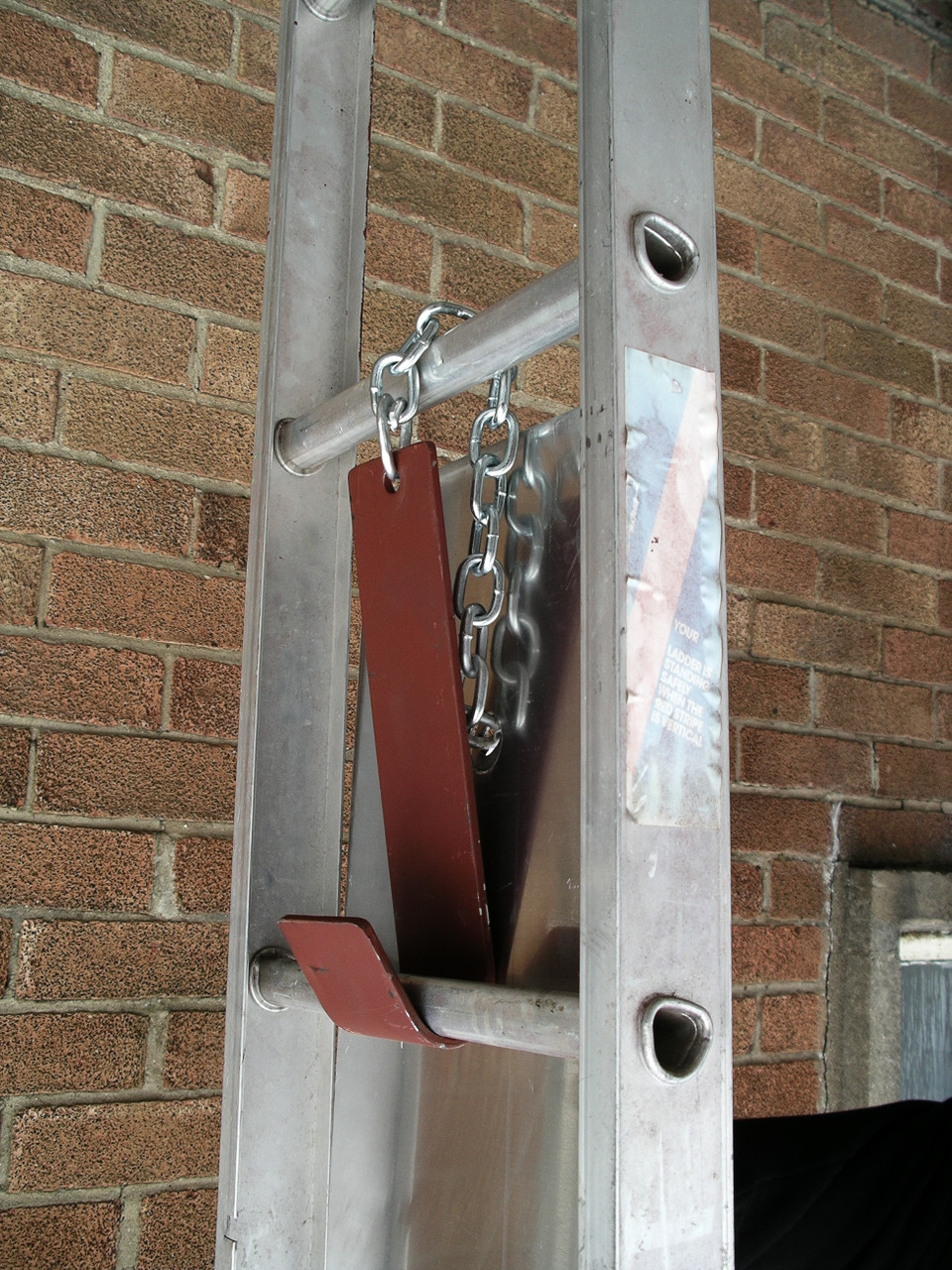 Ladder Guards/Ladder Lock - Ladders.co.uk