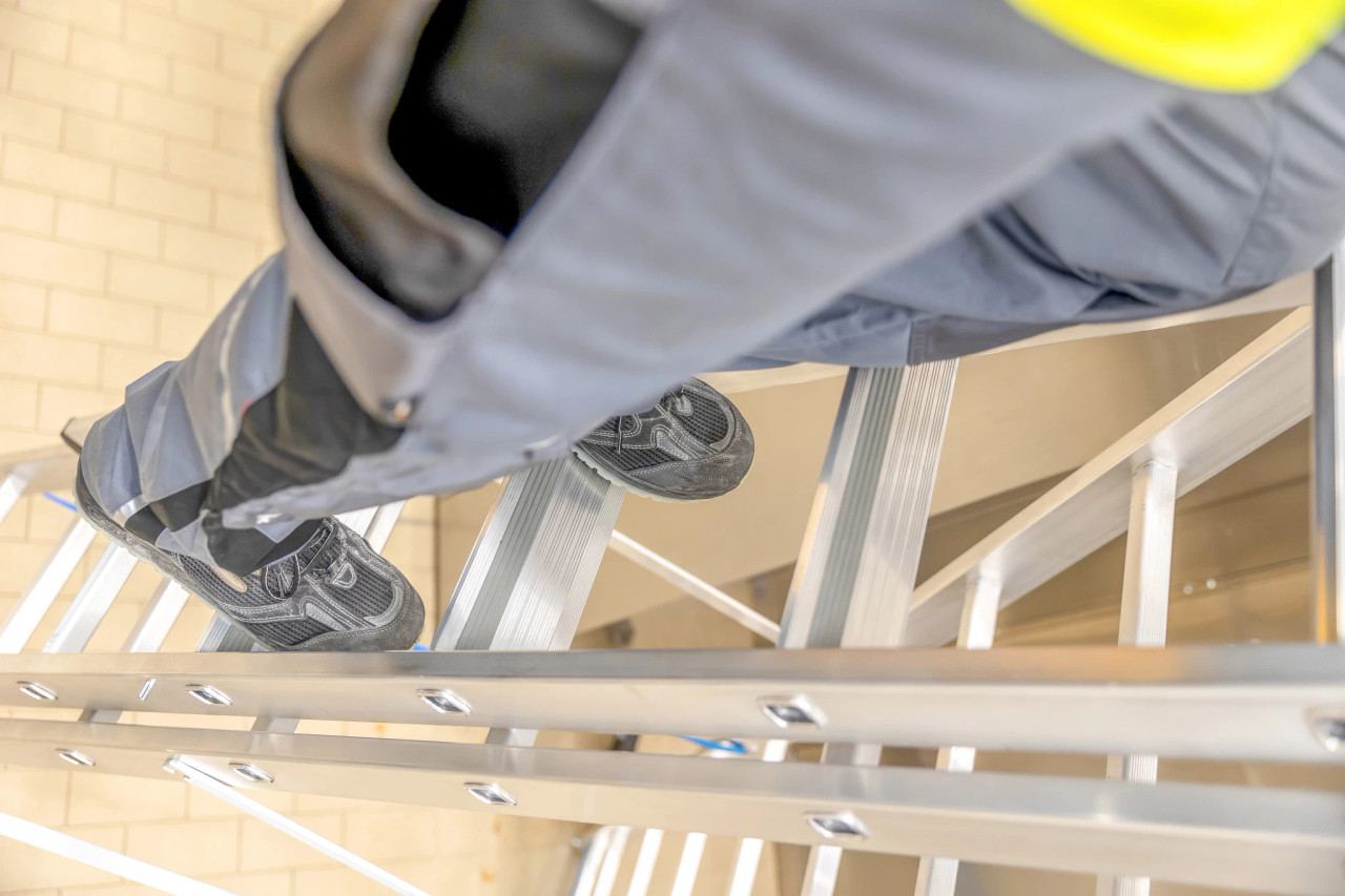 Zarges EN131 Skymaster Plus X Aluminium Ladder | Professional