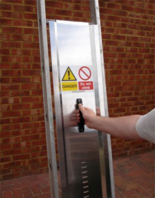Aluminium Ladder Guard L2 with Keyed Padlock