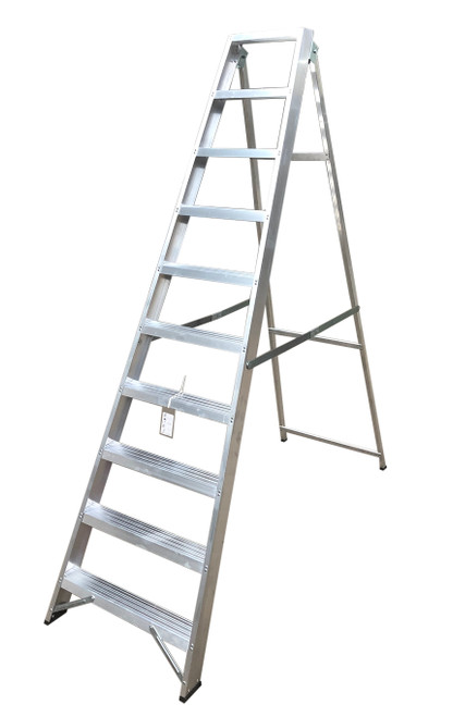 LFI TuFF K3 EN131 Professional Builders Step Ladder - Ladders.co.uk