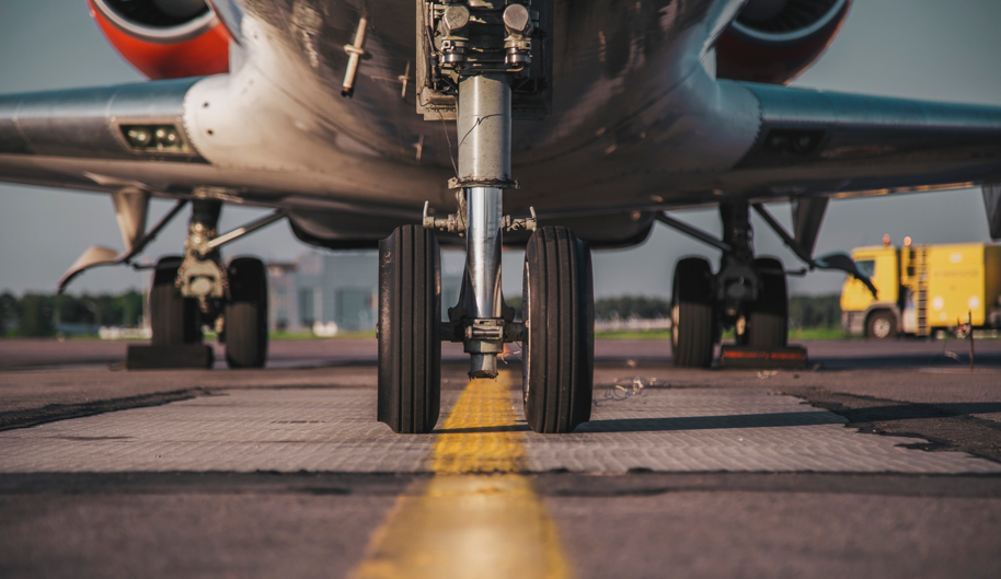 Pros and Cons: Analyzing Aircraft Grease Alternatives - SkyGeek