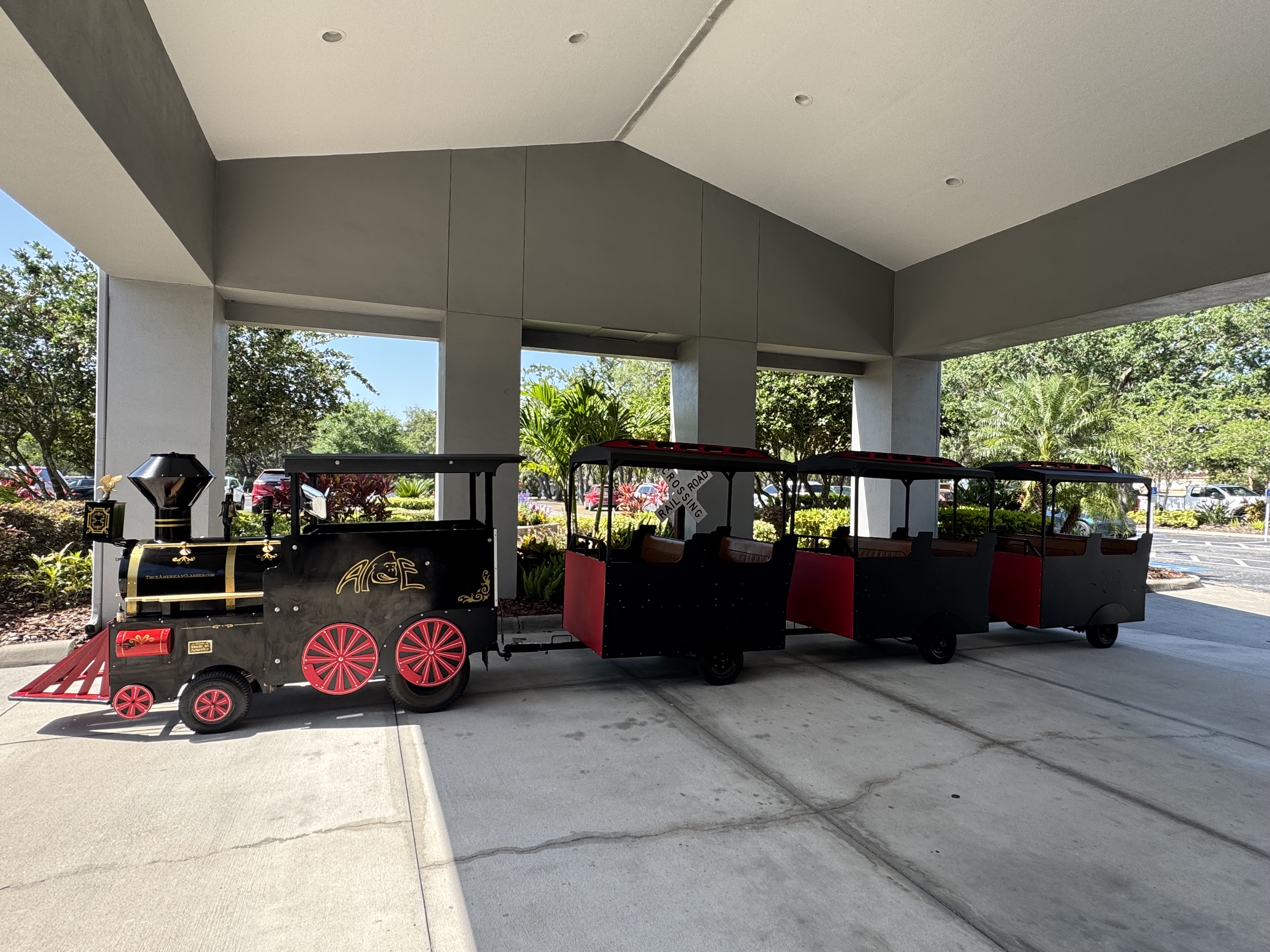 Ole Number Seven Trackless Train - Party Rentals Of Miami