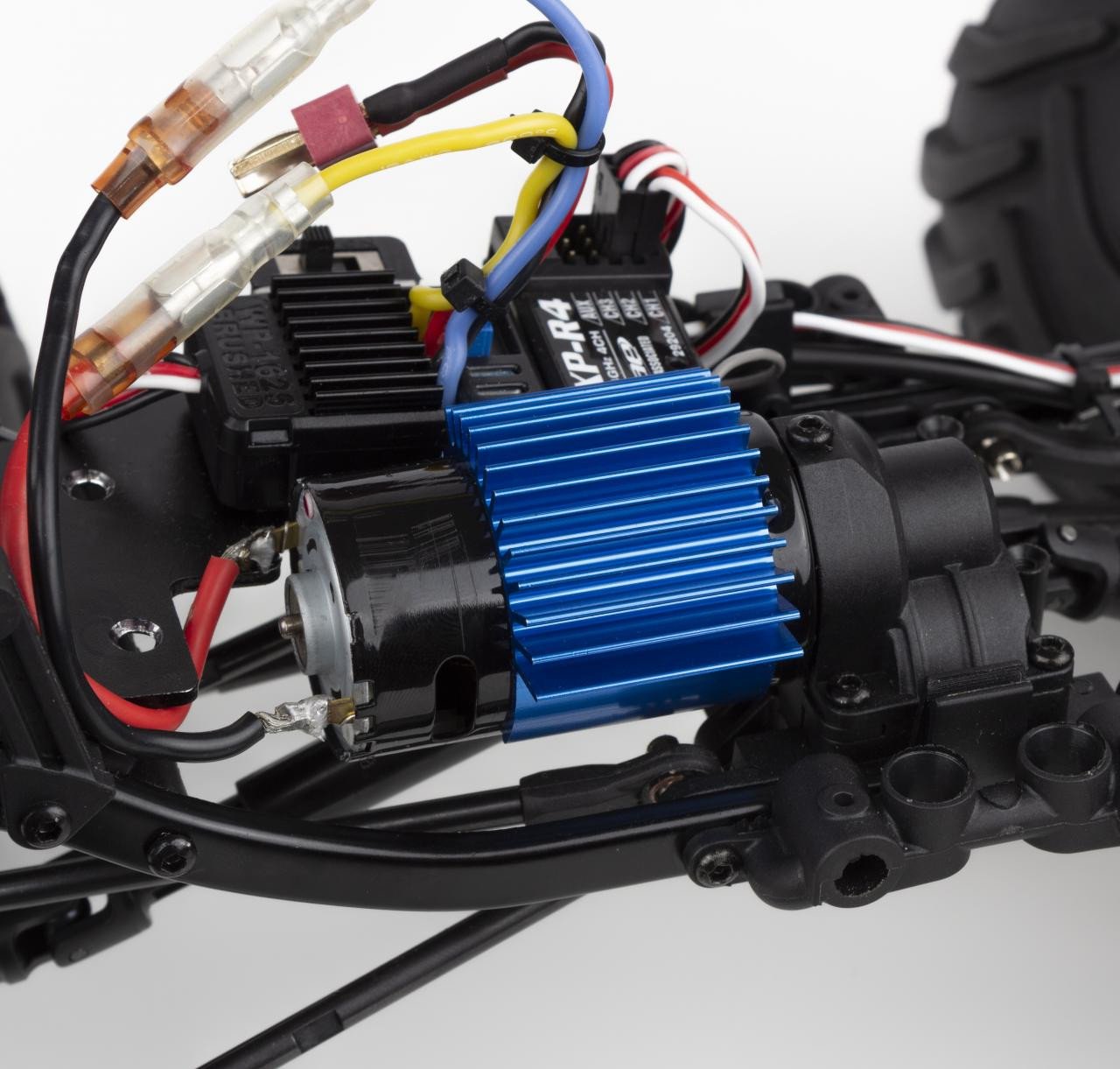 MT12+ Lux 4x4 Monster Truck RTR LiPo Combo - Associated Electrics