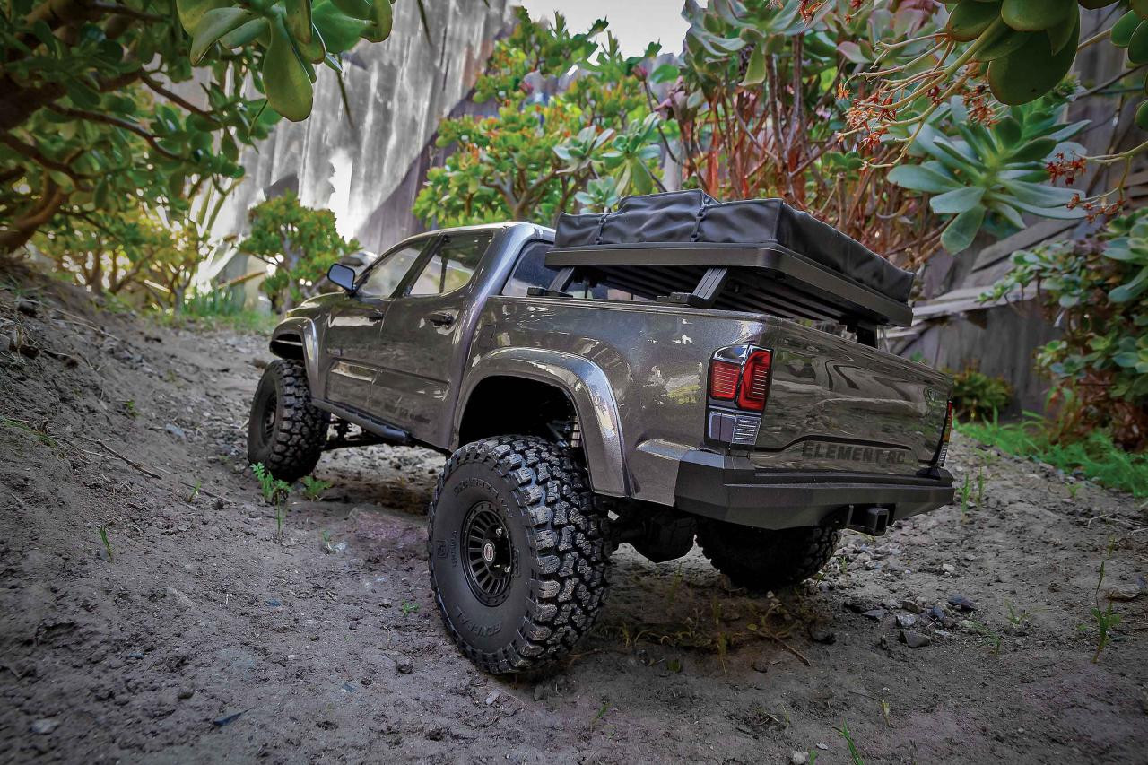 Enduro Trail Truck, Knightrunner RTR - Associated Electrics