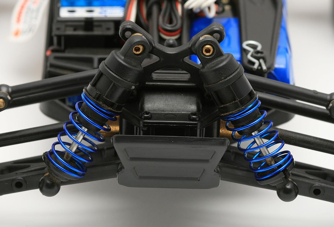 RC18B Ready-to-Run - Associated Electrics