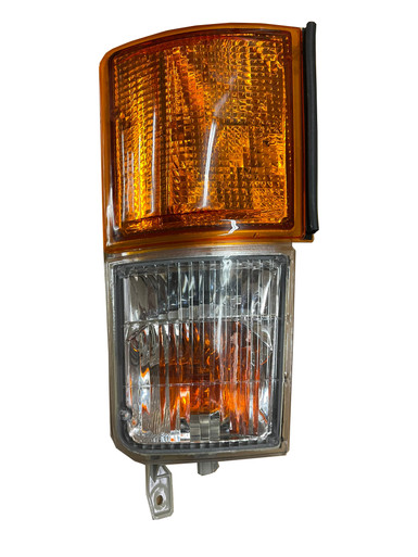 MITSUBISHI FUSO COMBINATION CORNER LAMP