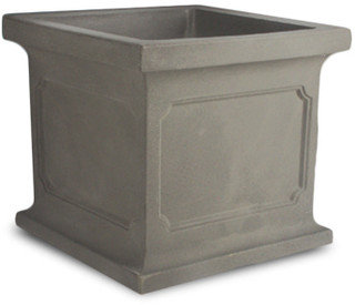 Estate Square Planter - Crescent Garden | Plant Addicts