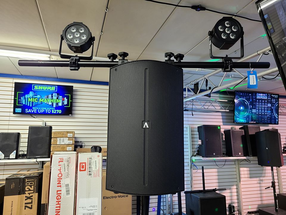 New Gator light stand product that saves space - EMI Audio