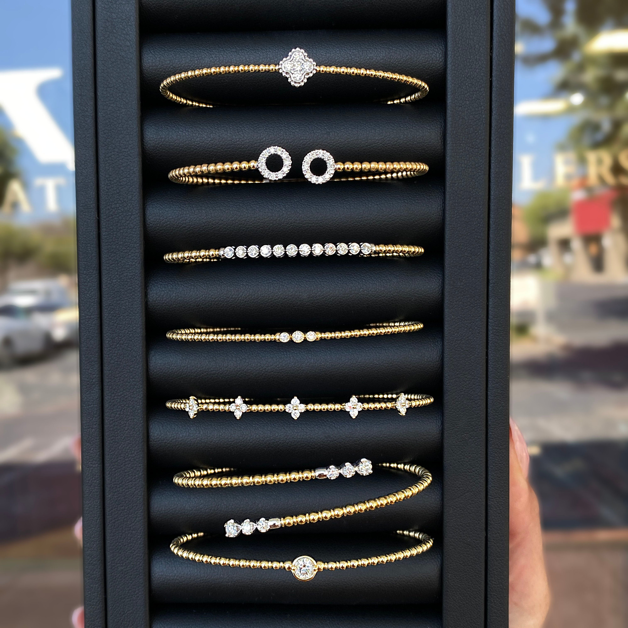 14K Yellow Gold Diamond Trio Beaded Flex Bangle .07ctw