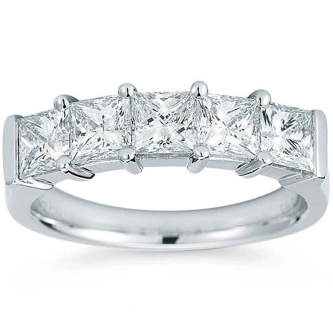 2ctw Princess Cut Diamond Band, VS Clarity and H-I Color