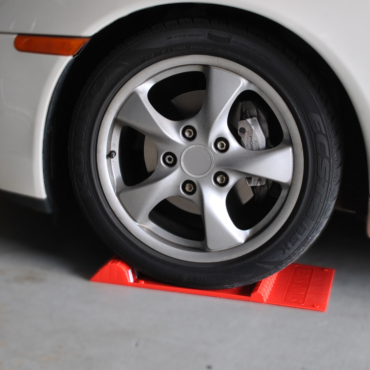 MAXSA Innovations Park Right Parking Mat, Yellow