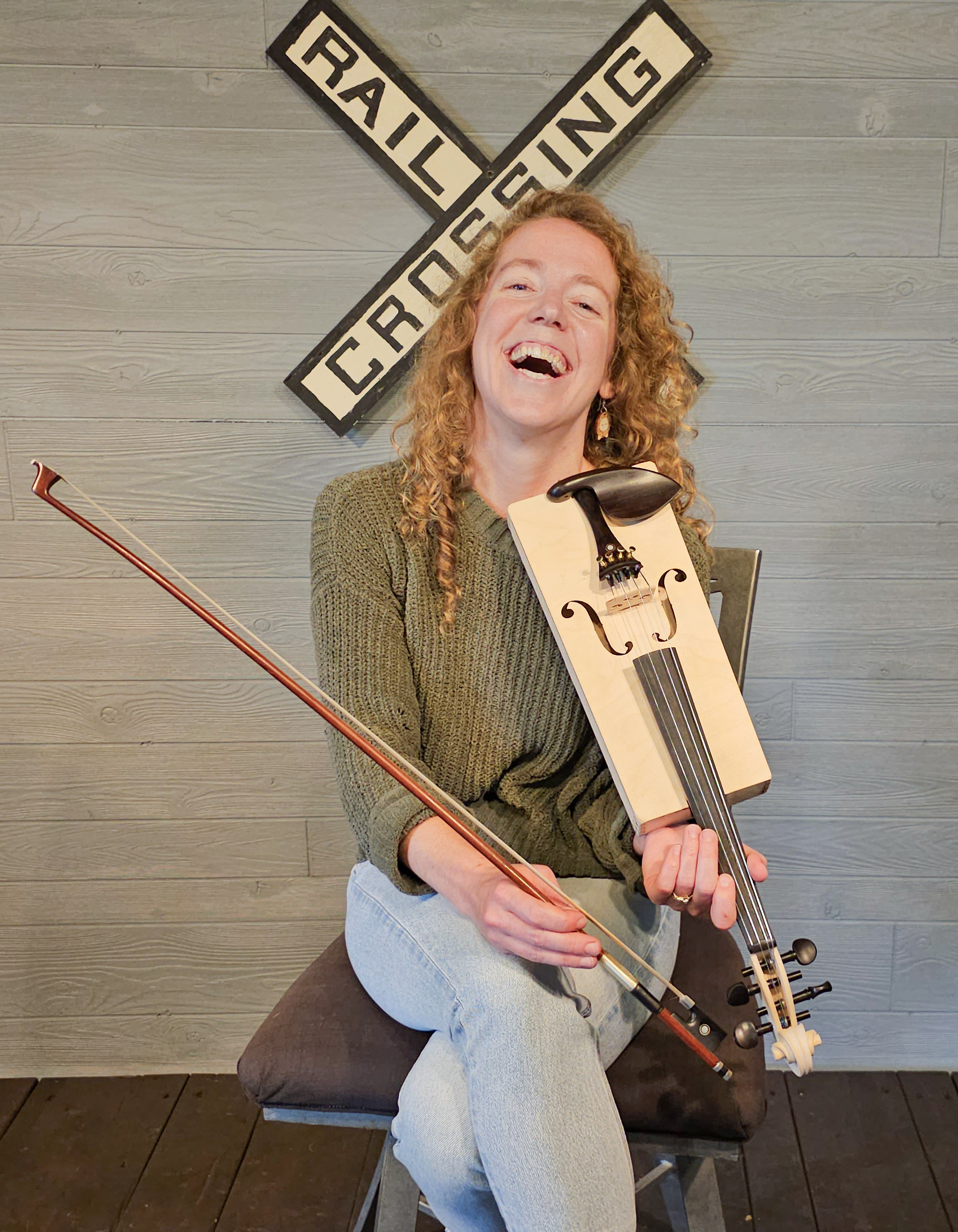 The Americana Box Fiddle Kit - C. B. Gitty Crafter Supply