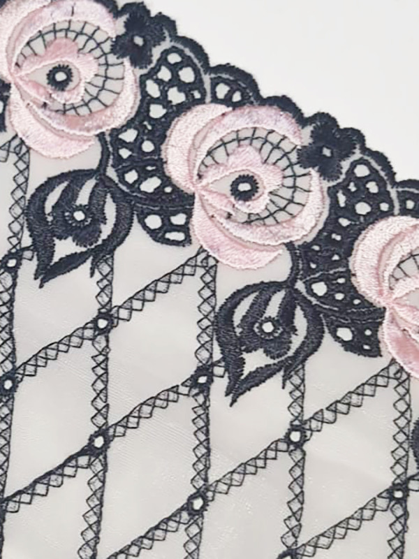 Latticework Roses 19cm Rigid Lace