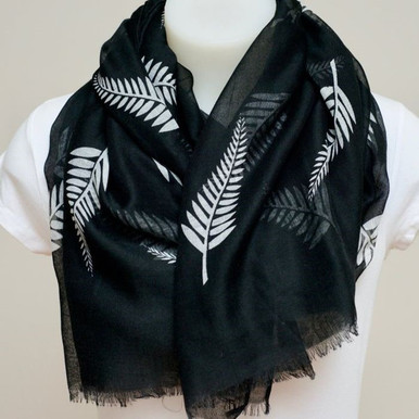 Black scarf with white fern print - Adore Collection