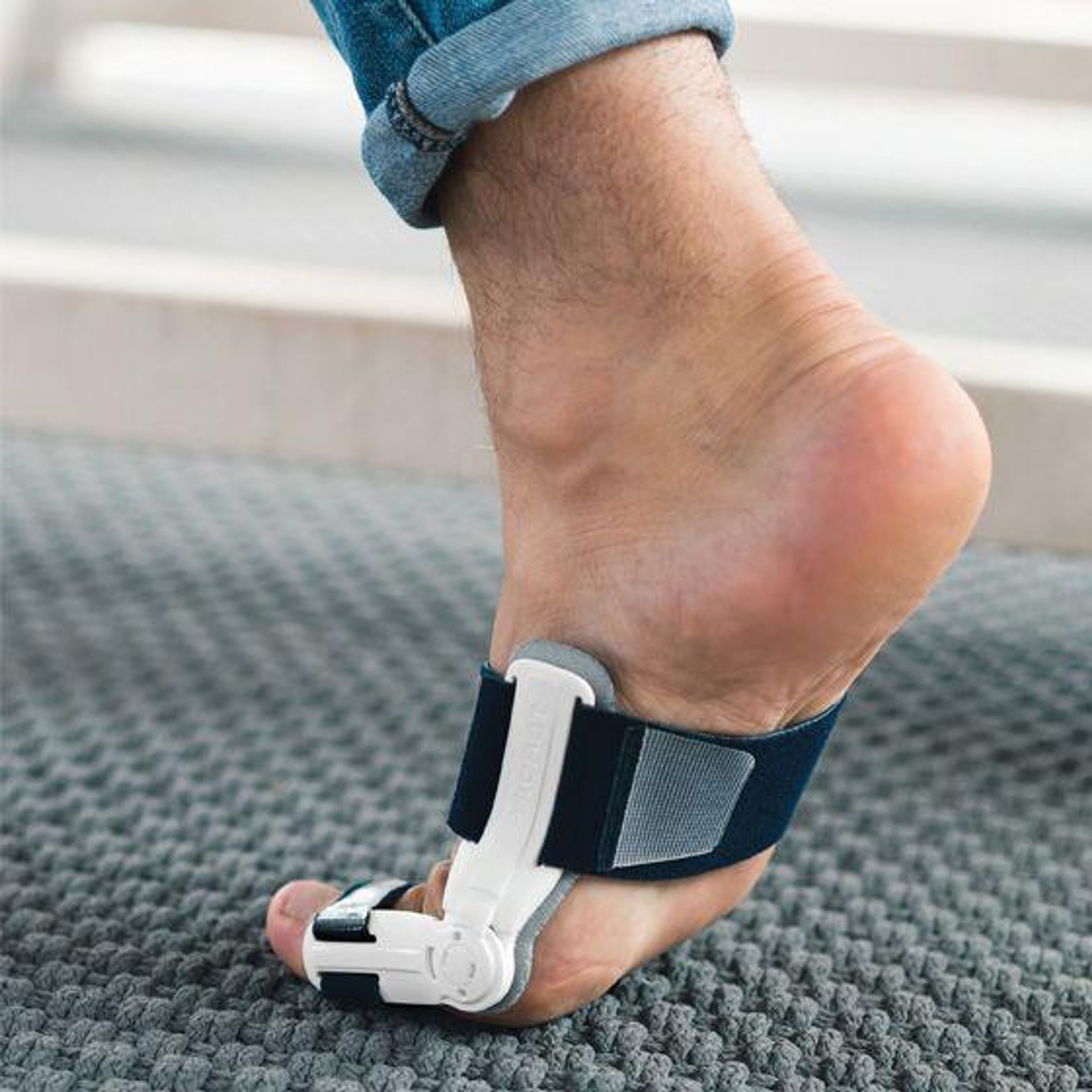 Aircast ActyToe Bunion Splint: Alleviate Foot Pain