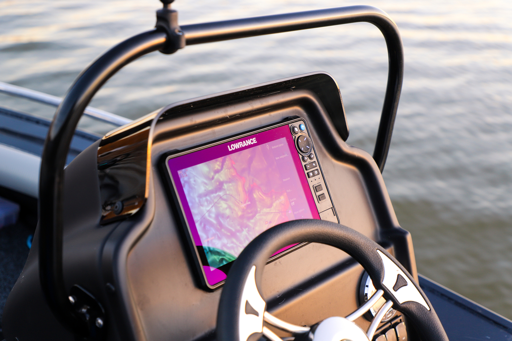 Huge Software Release for Lowrance Displays and Sonar Modules - Blue ...