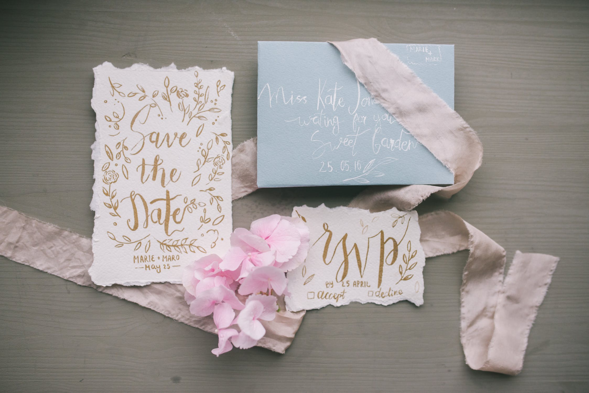 Crafting the Perfect Wedding Card Message: A Quick Guide - Flower Den ...