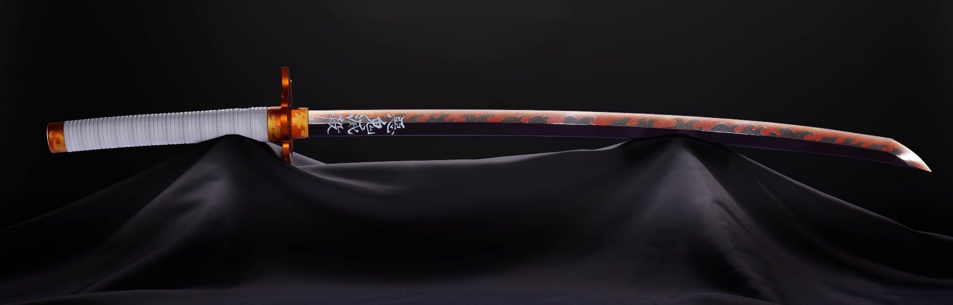 (JUL 2021) Demon Slayer - Nichirin Sword (Kyojuro Rengoku) Bandai ...