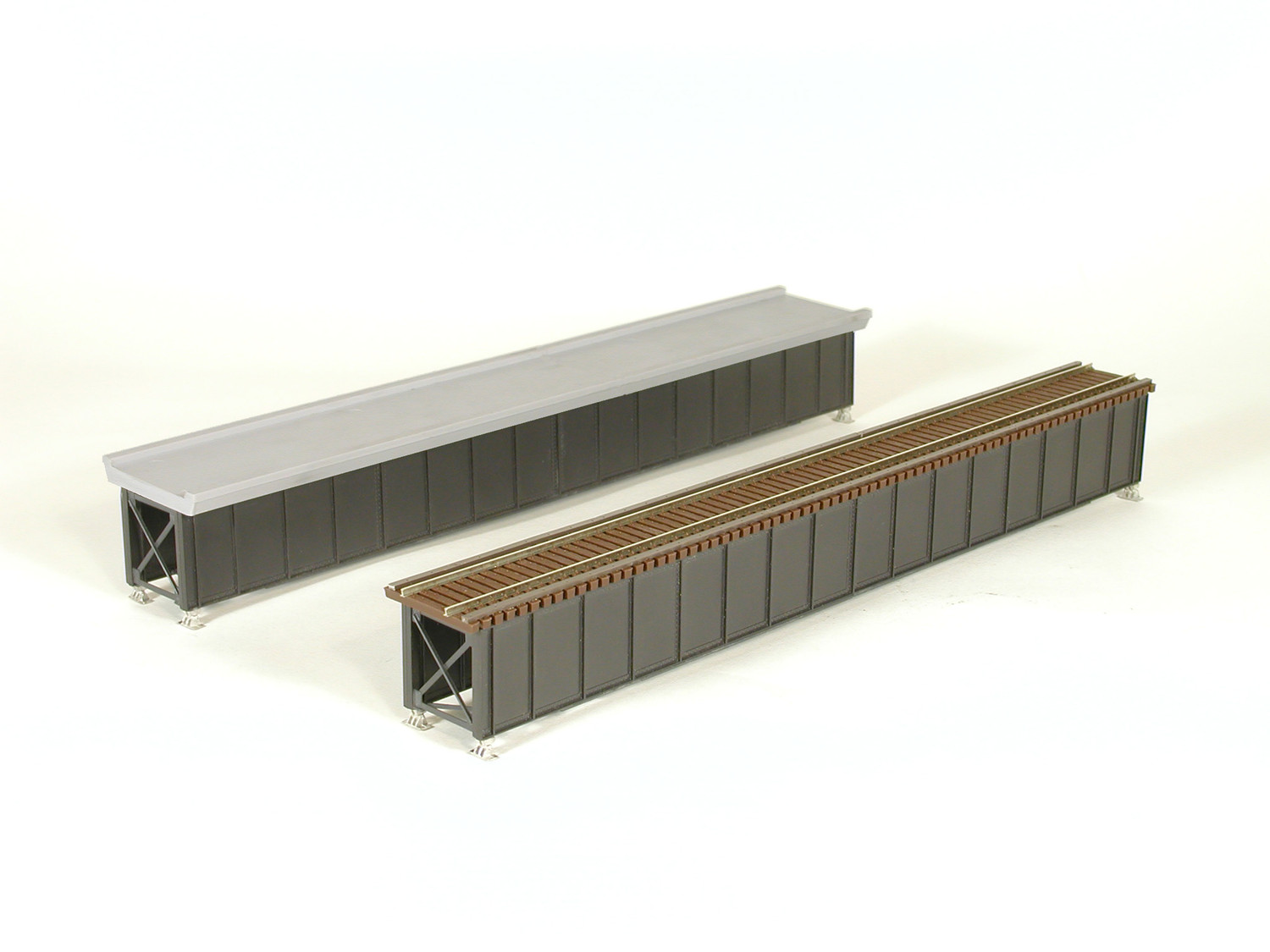 HO Deck Girder Bridge, 85' Ballasted Deck